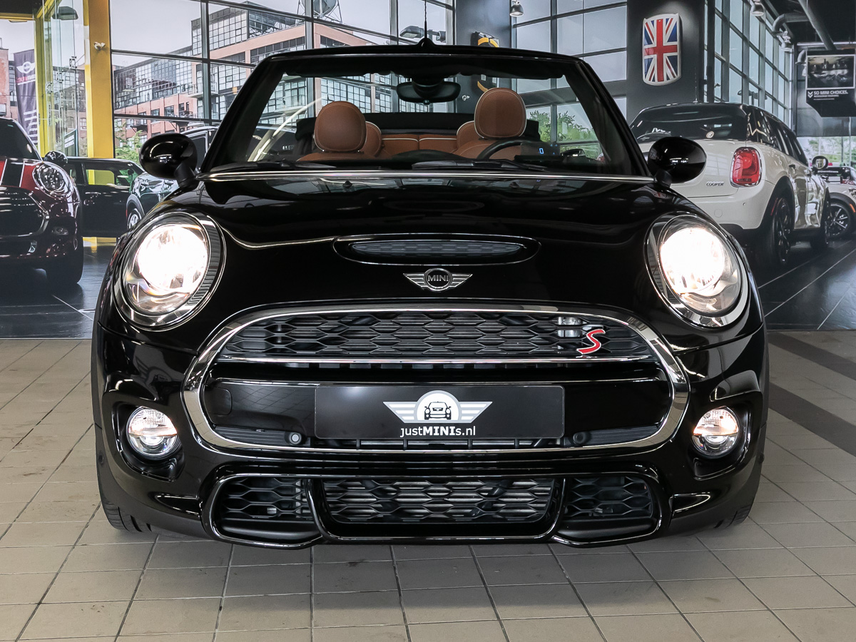 Net te laat ...kijk bij onze andere MINI cabrio's - JUSTMINIS